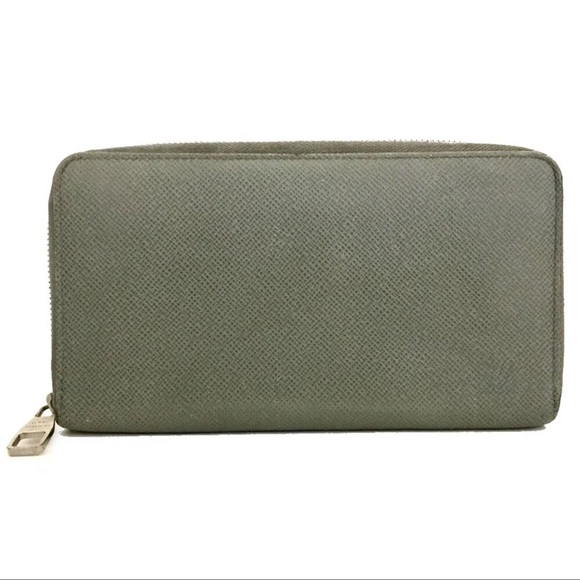 Louis Vuitton | Bags | Louis Vuitton Taiga Leather Zippy Zip Around ...